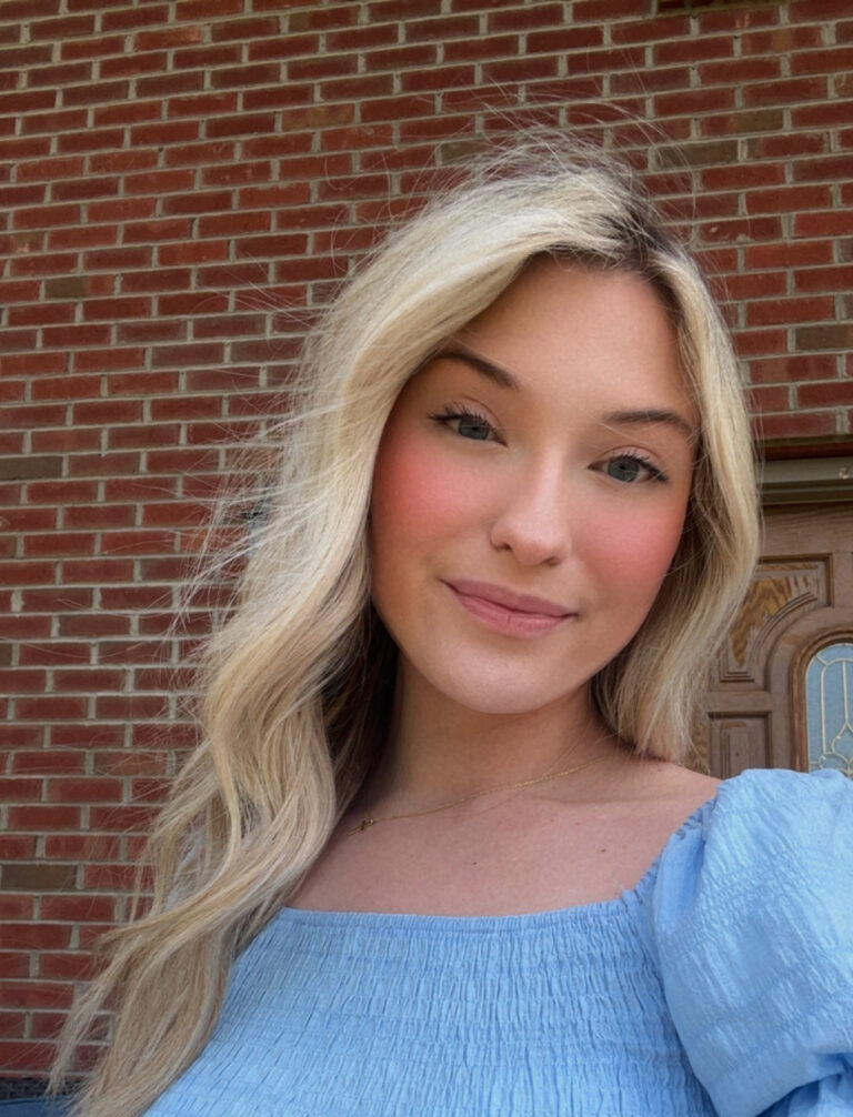 My Blood Clots Were Provoked by Travel and Pregnancy: Kayley's Story